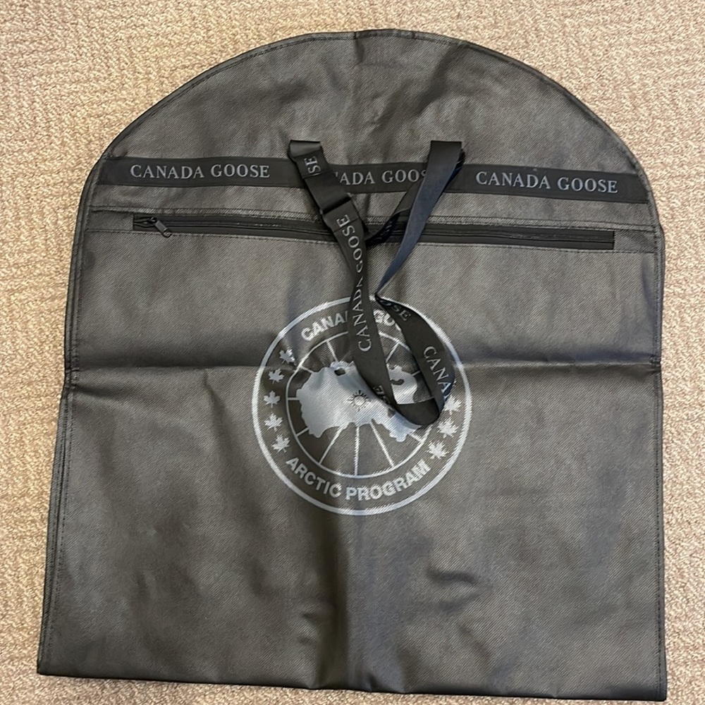 Canadian Goose Wardrobe Bag - Gem